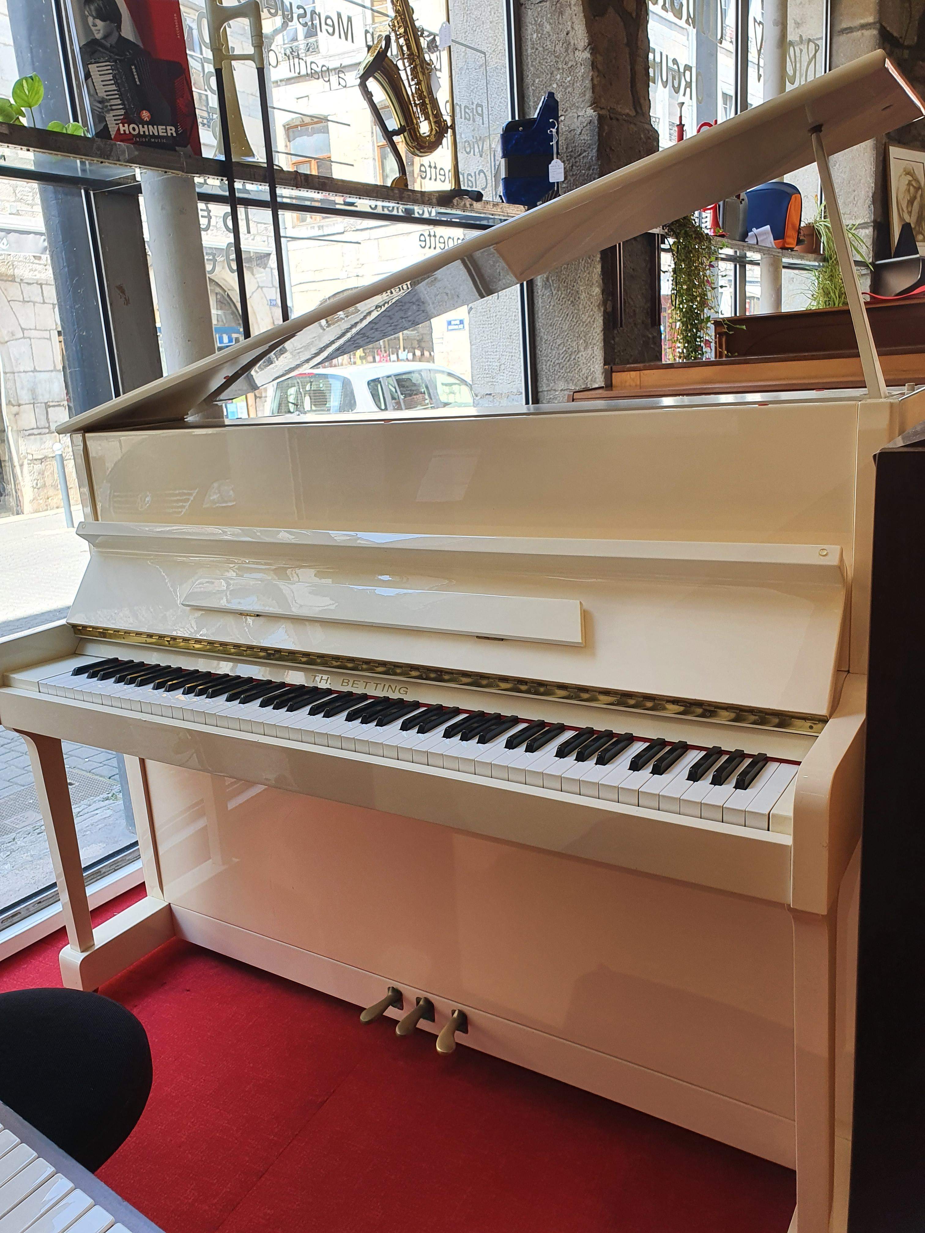 Piano d'occasion Betting 112 | Bietry Musique