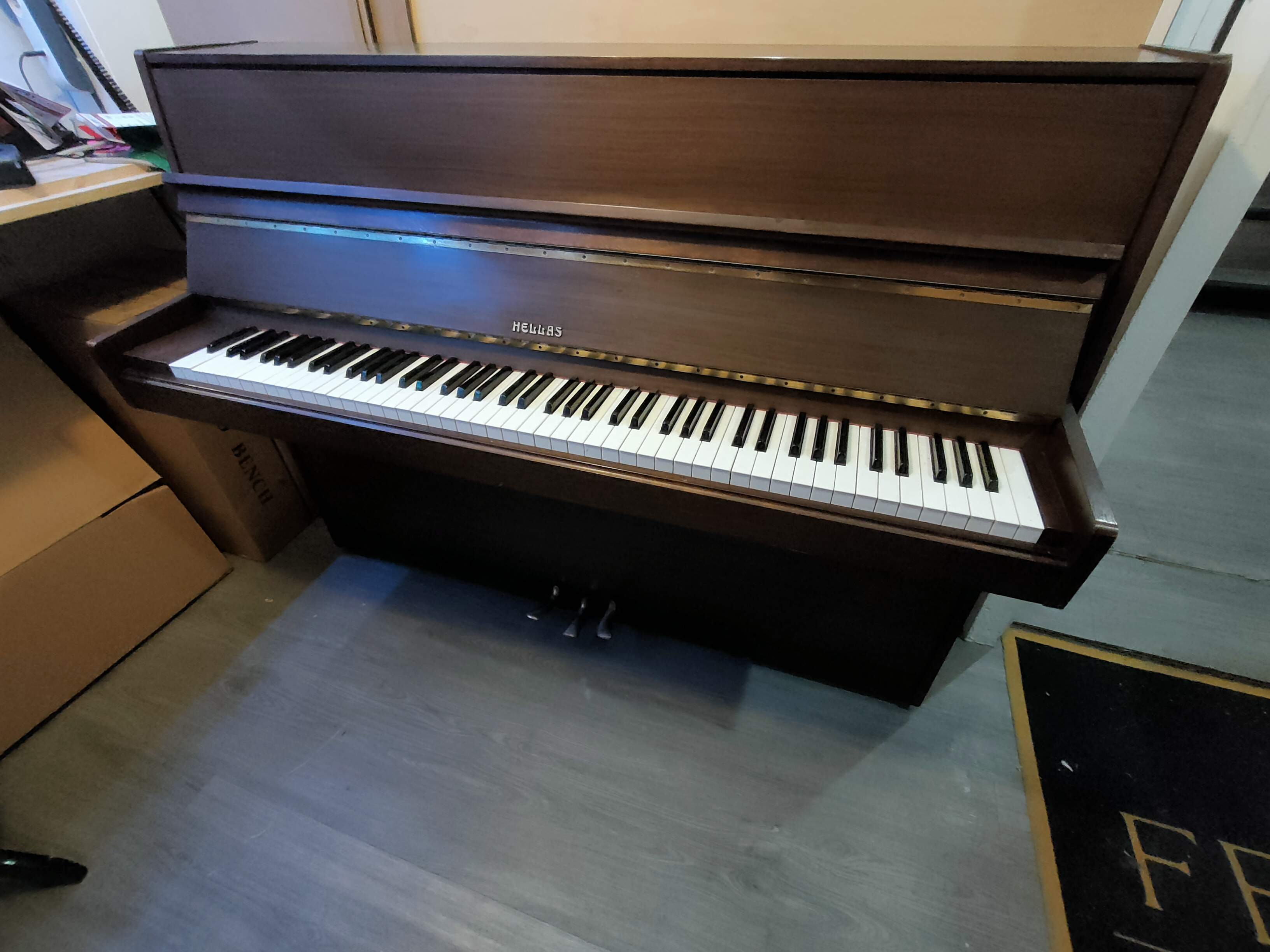 Piano d'occasion Hellas 108 | Bietry Musique