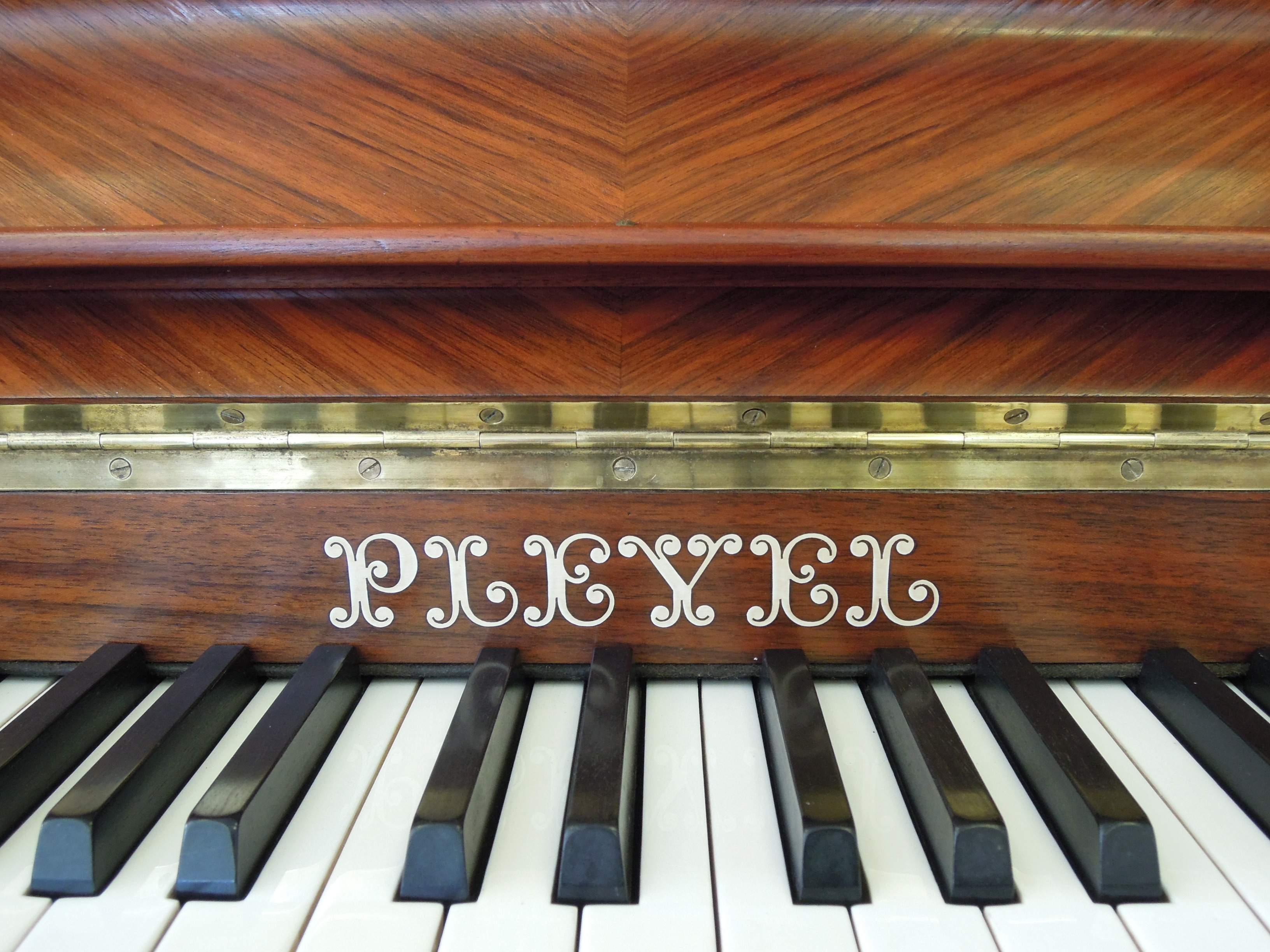Piano d'occasion Pleyel P | Bietry Musique