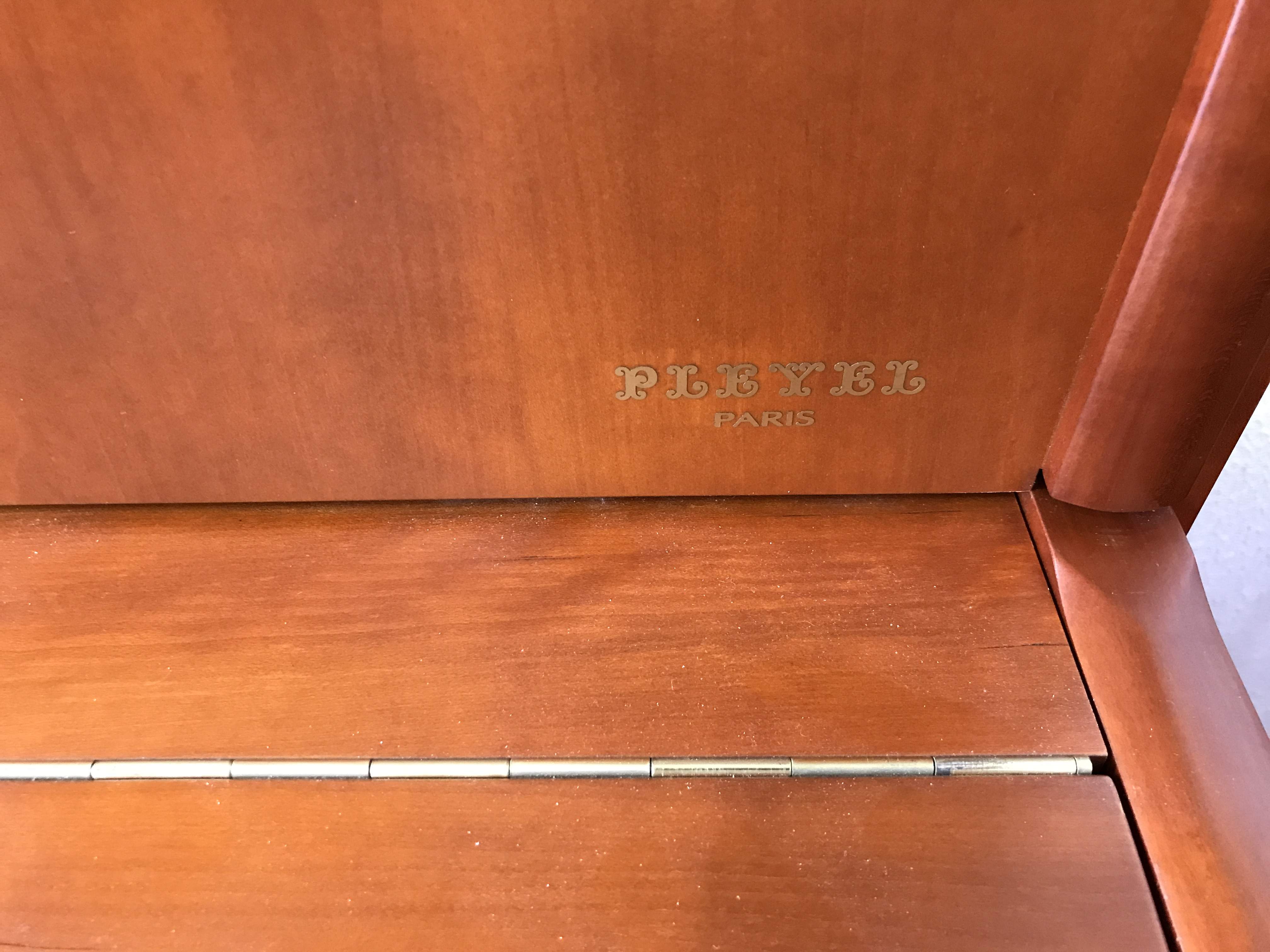 Piano d'occasion Pleyel P118 | Bietry Musique