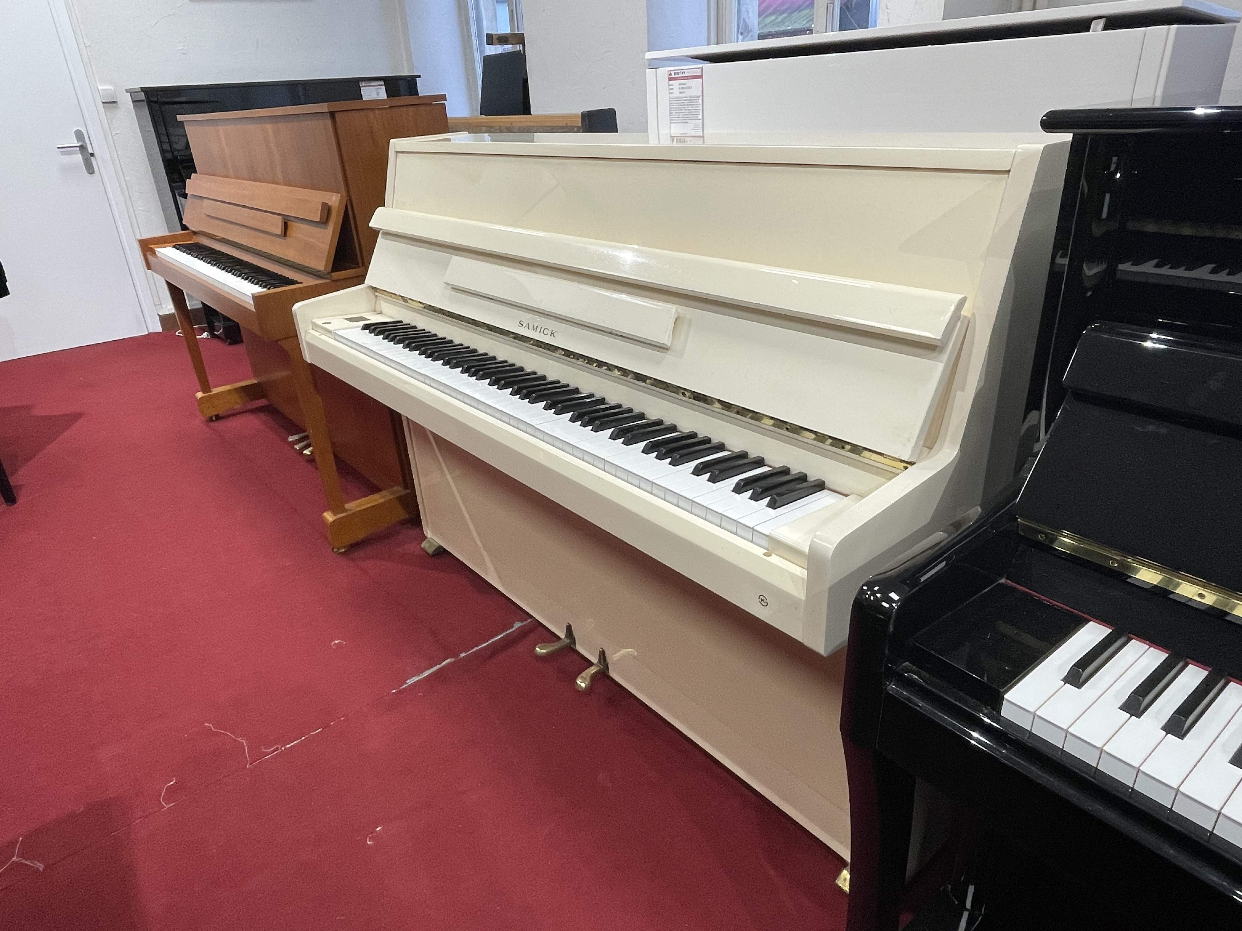 Piano d'occasion Samick SU-105 | Bietry Musique