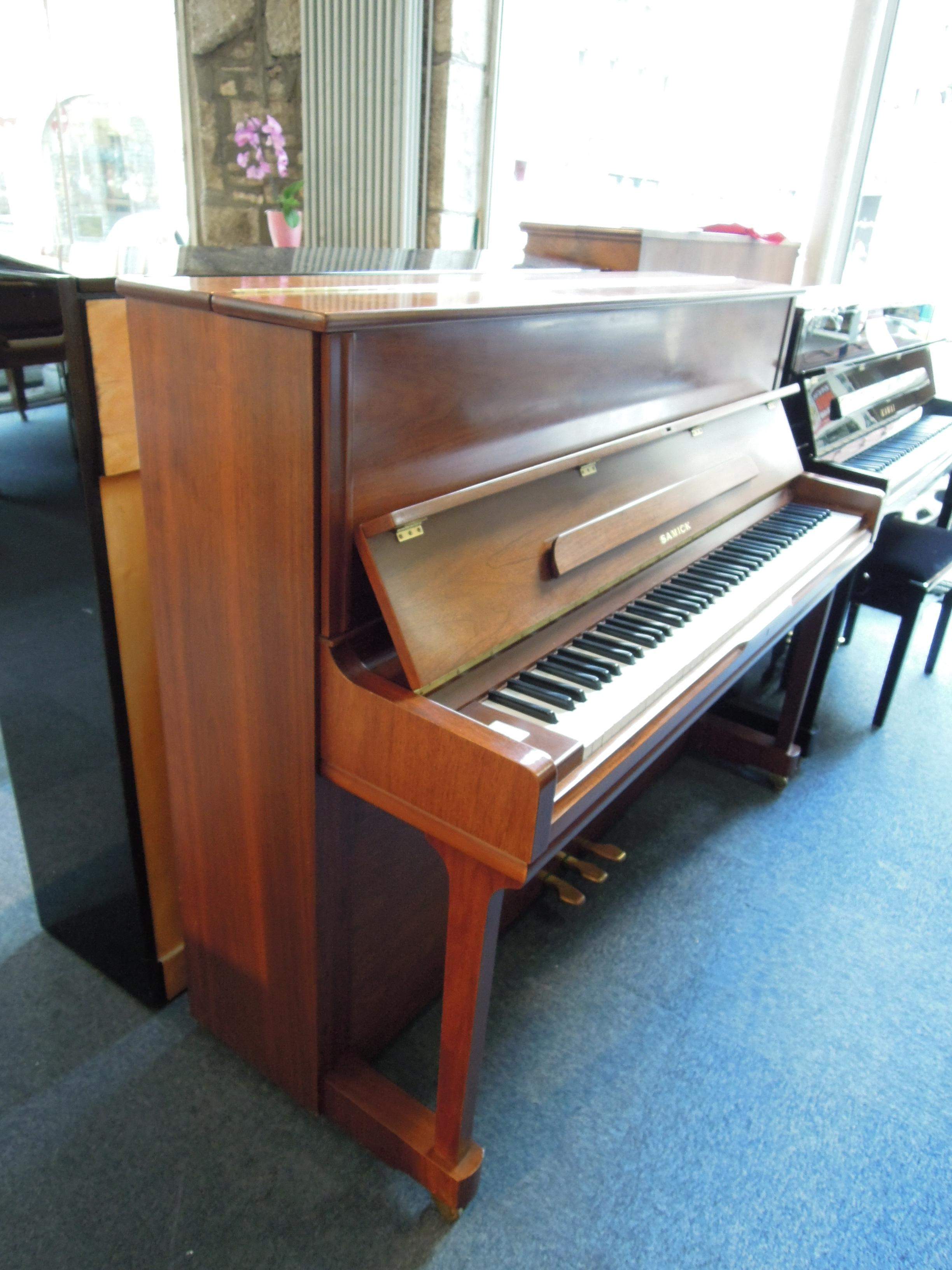 Piano d'occasion Samick SU-118 | Bietry Musique