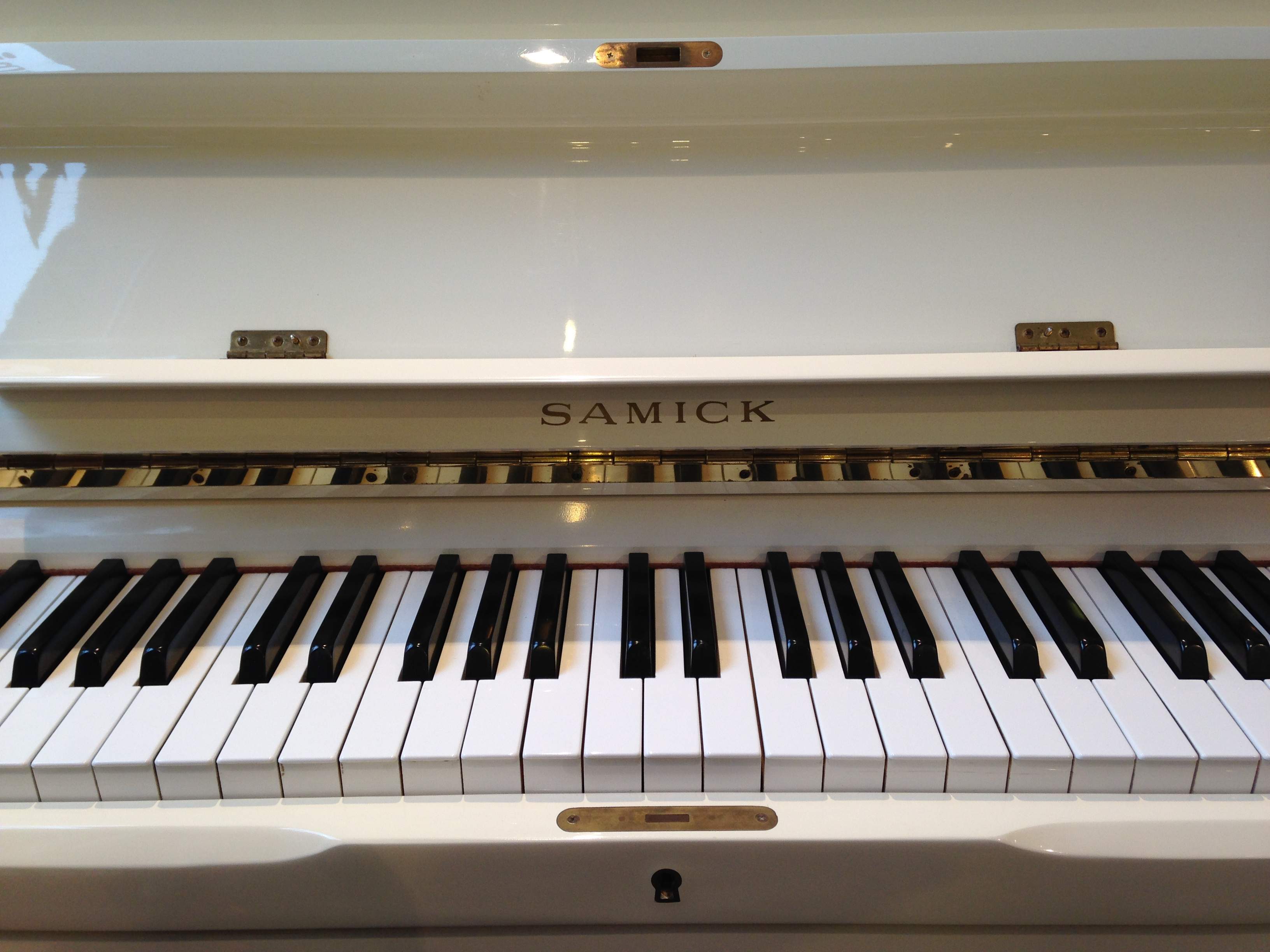 Piano d'occasion Samick SU-118 | Bietry Musique