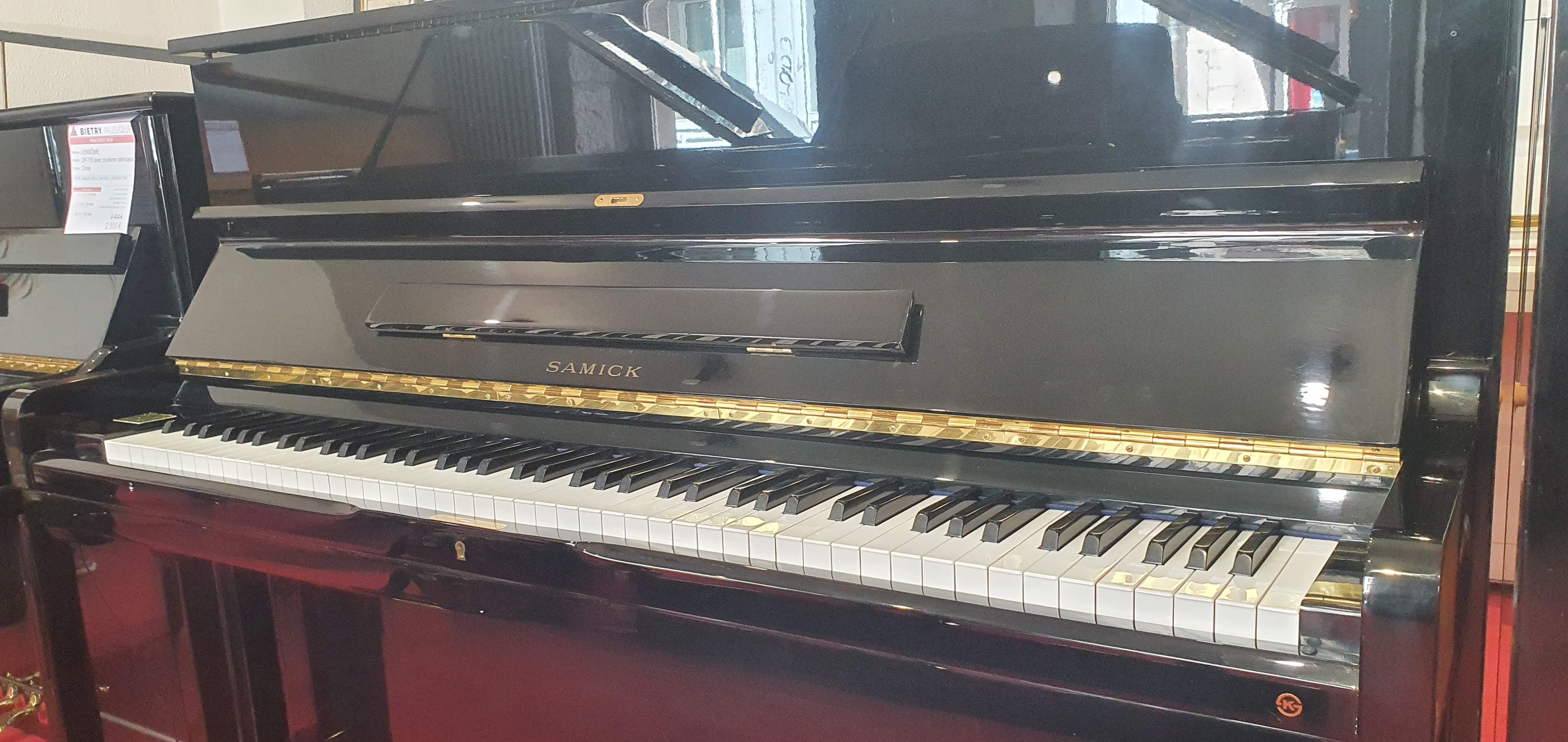 Piano d'occasion Samick SU-118 | Bietry Musique