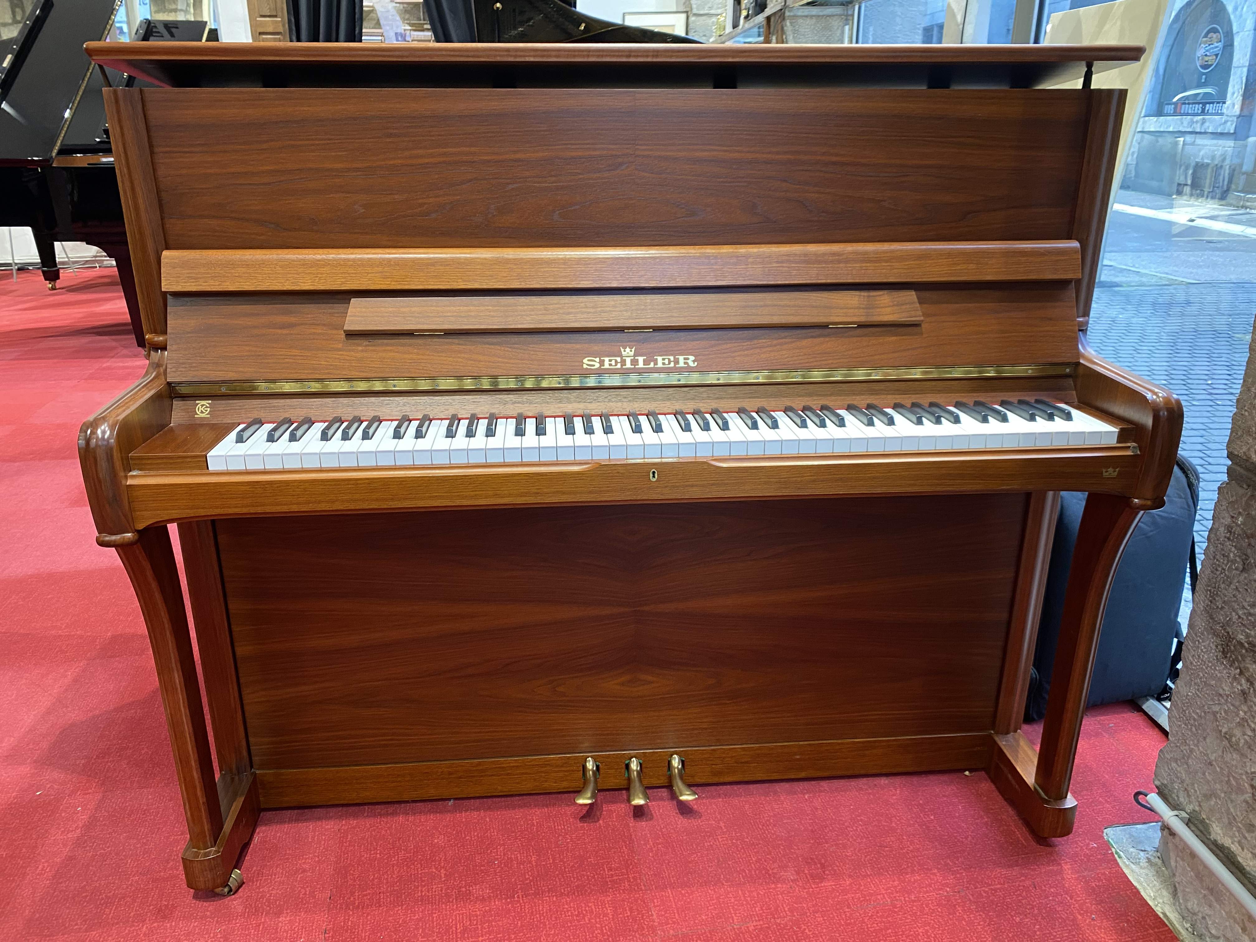 Piano d'occasion Seiler 122 | Bietry Musique