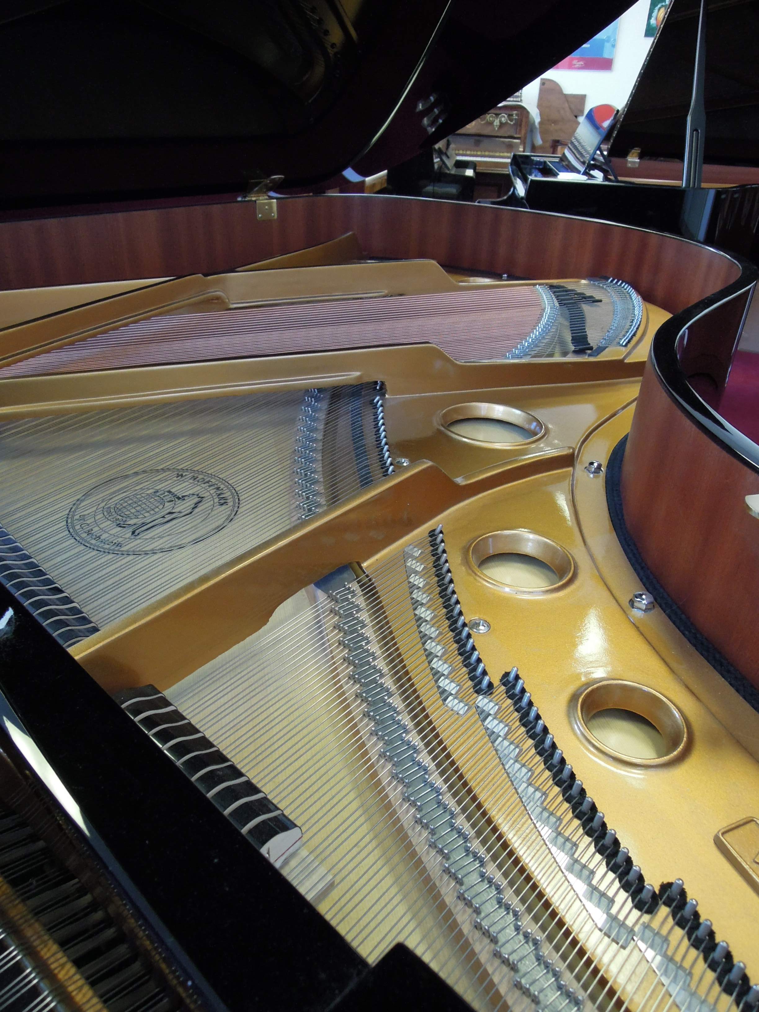 Piano d'occasion W. Hoffmann Vision V183 | Bietry Musique